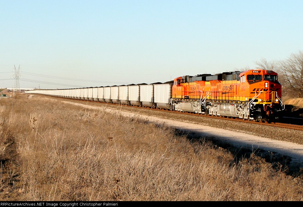 BNSF 6163 and BNSF 6161